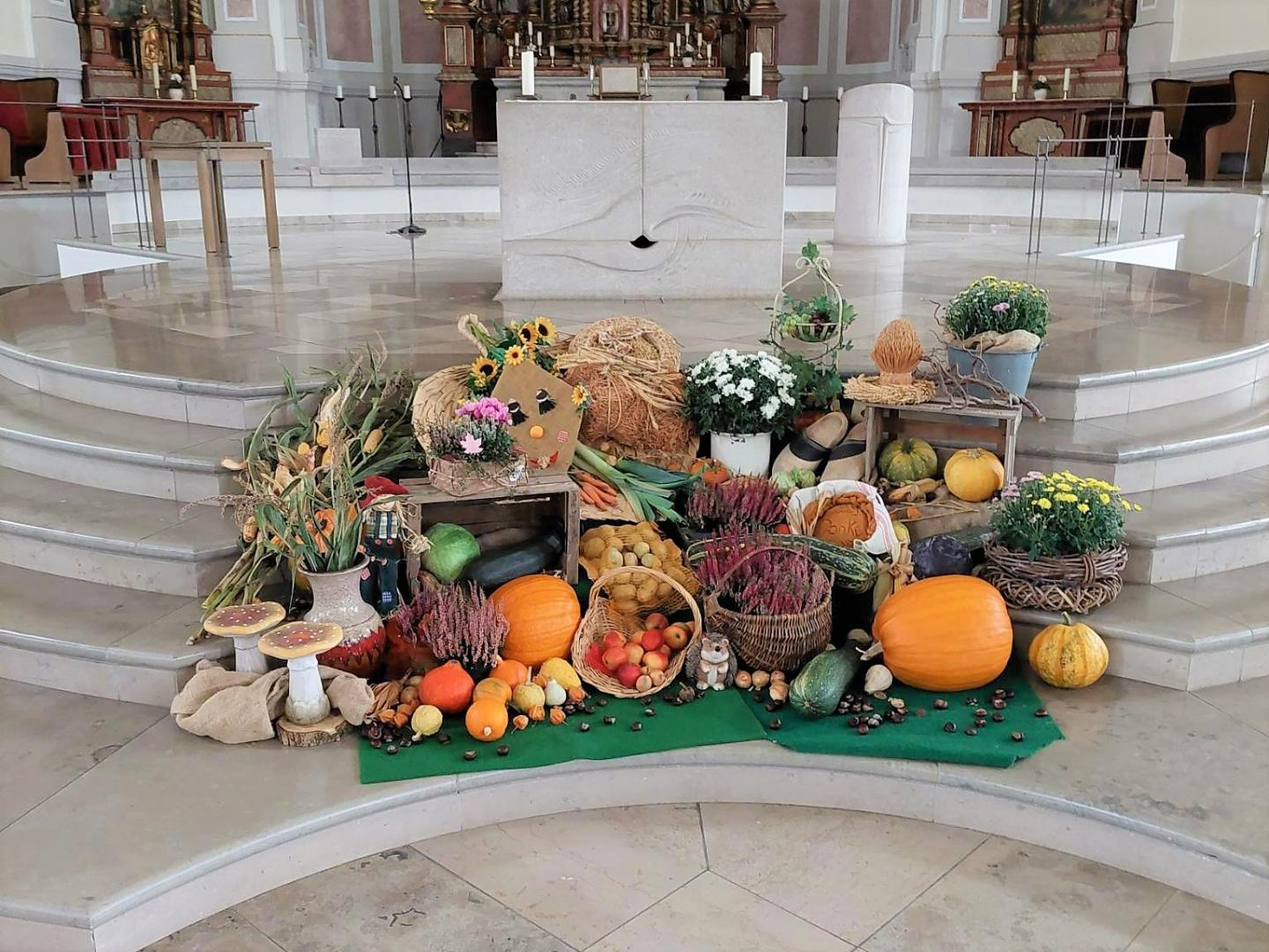 ETWAH - Pfarreingemeinschaft